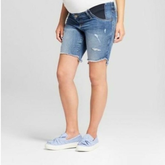 Isabel Maternity by Ingrid & Isabel | Shorts | Isabel Maternity Inset ...